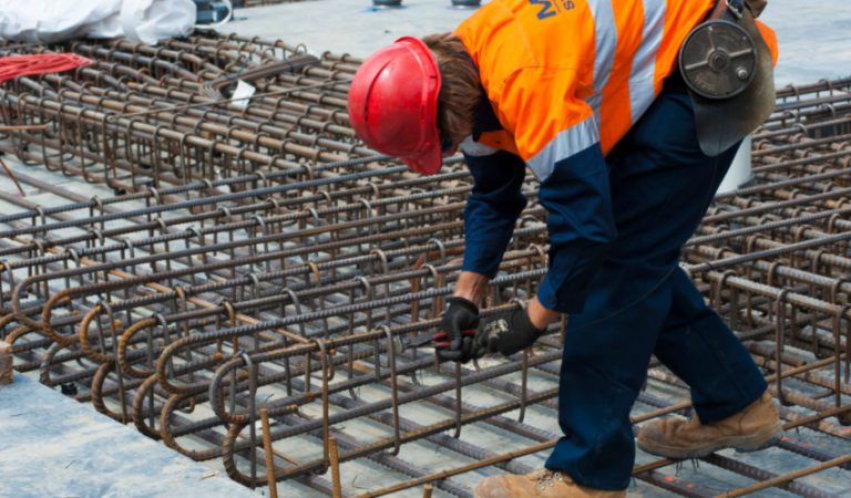 Praca: Zbrojarz Katowice - Silesion.PL