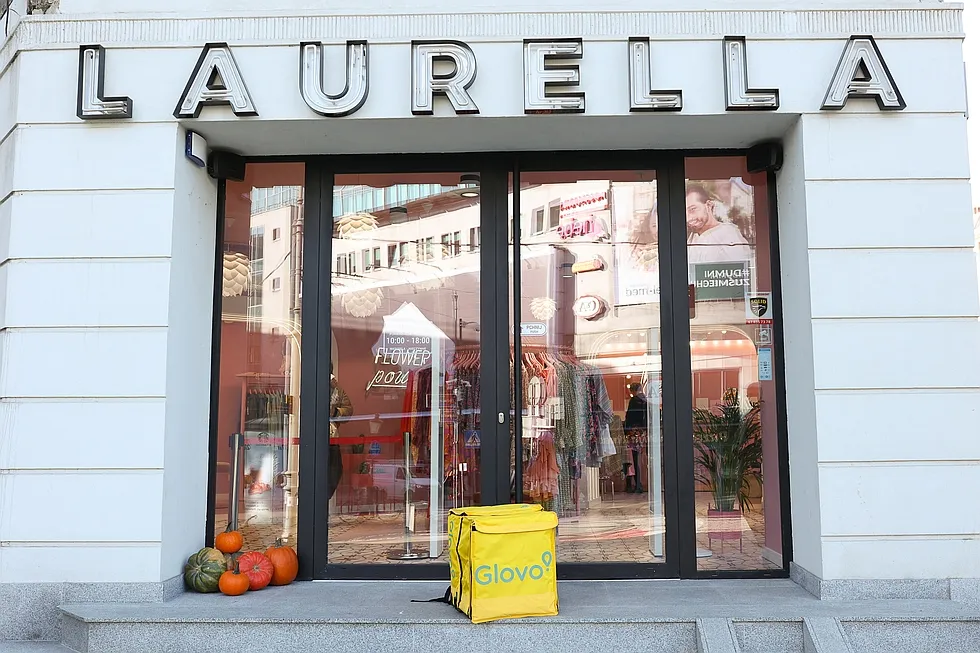 Innowacja w branży delivery – Glovo dostarczy do klientów ubrania marki Laurella - Silesion.PL